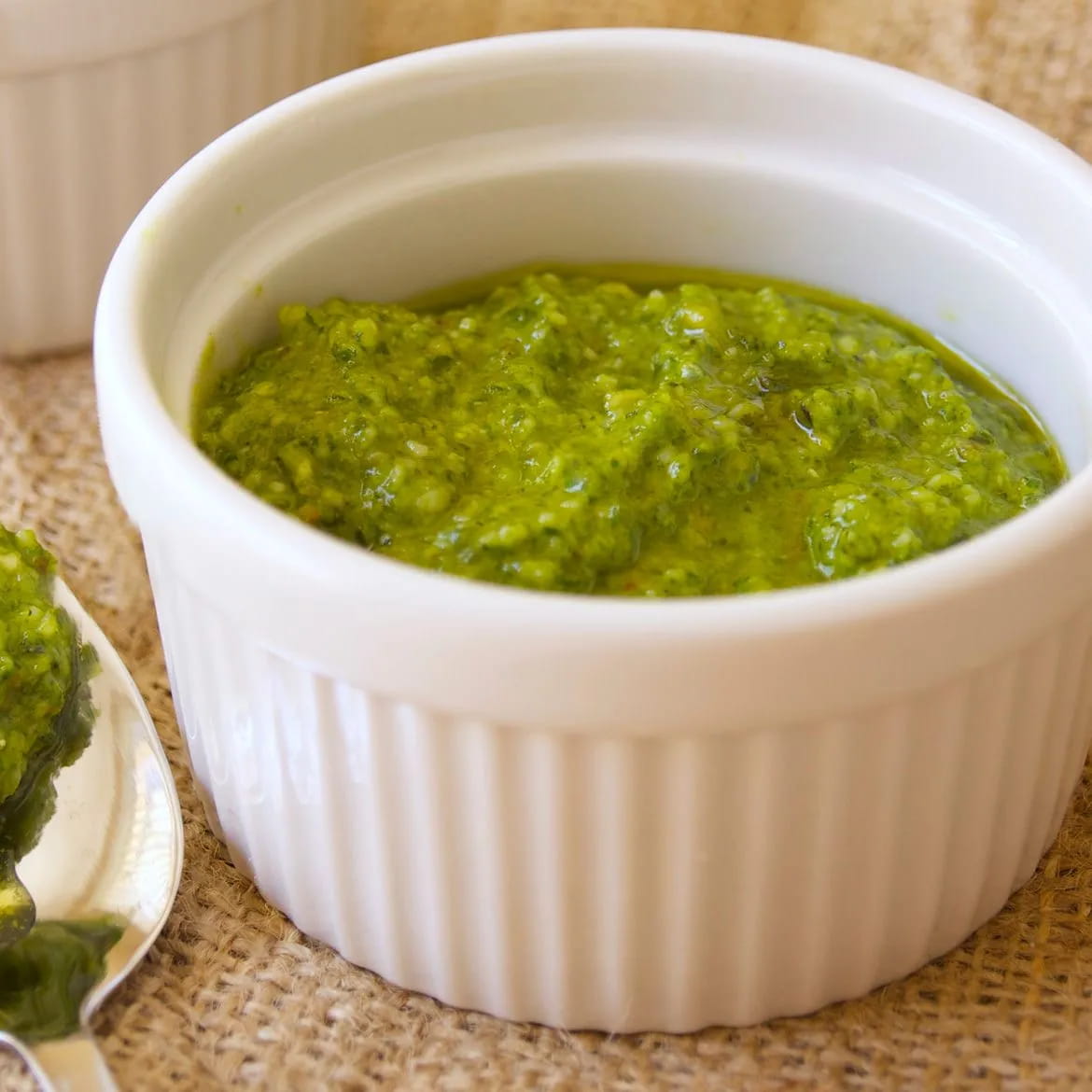 Salsa verde, la ricetta facile | Le Ricette di AIA