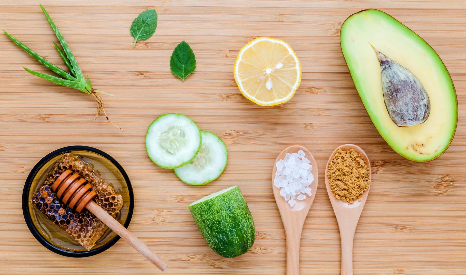 How to clean the avocado | The AIA Guides