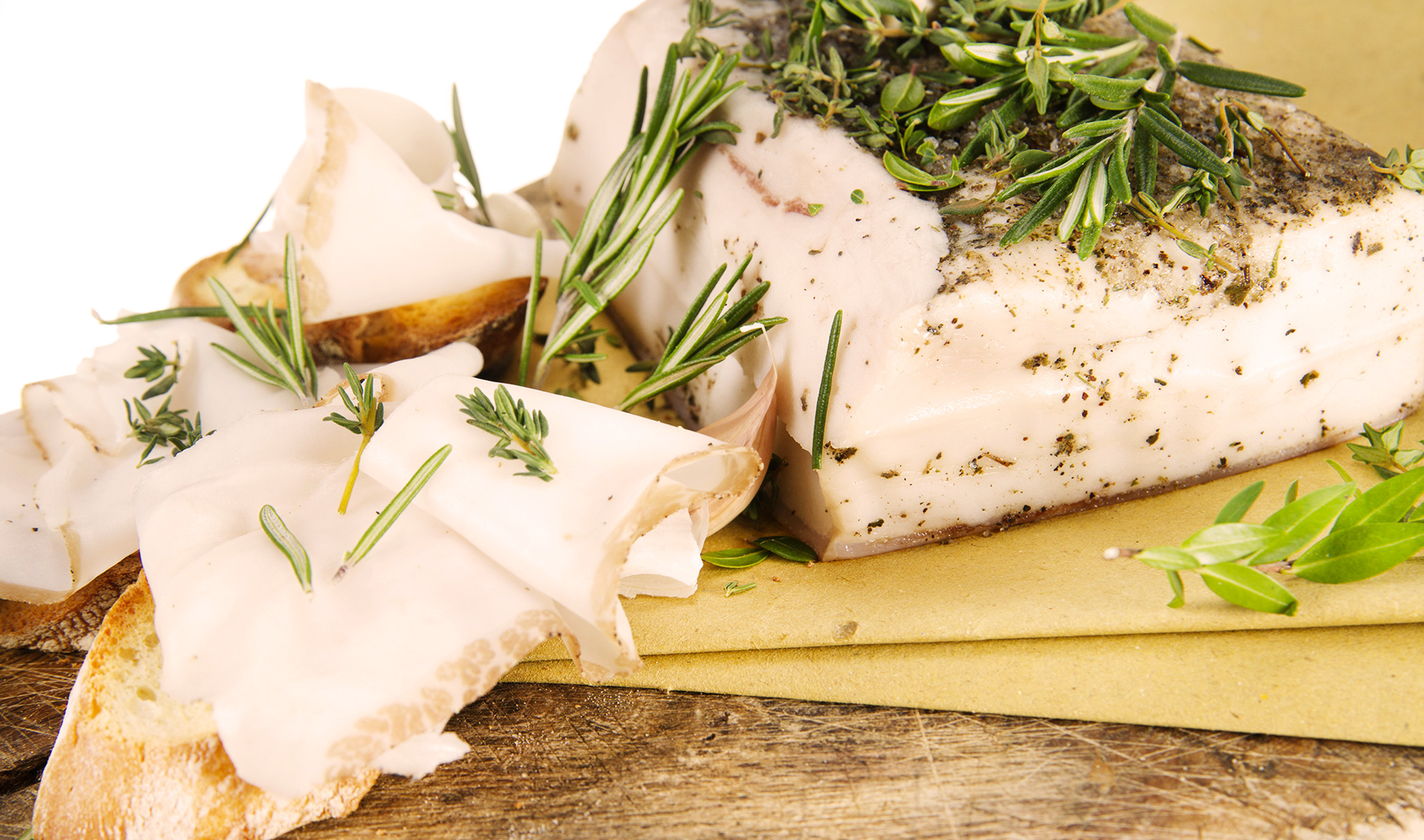 Larding: what does it mean and how is it done | The AIA Guides